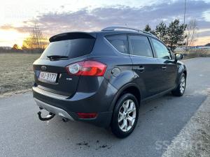 Pelēks Ford Kuga 2009 Rīga, ar dzinēja tilpumu 2.00 L un nobraukumu 251 tūkst. km par 4800 €, foto 4 vietnē AUTOMOTO.COM.LV