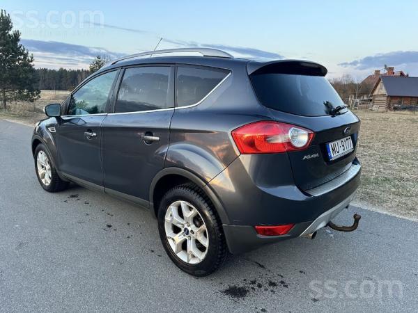 Pelēks Ford Kuga 2009 Rīga, ar dzinēja tilpumu 2.00 L un nobraukumu 251 tūkst. km par 4800 €, foto 4 vietnē AUTOMOTO.COM.LV