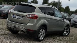 Pelēks Ford Kuga 2009 Rīga, ar dzinēja tilpumu 2.00 L un nobraukumu 297 tūkst. km par 4990 €, foto 4 vietnē AUTOMOTO.COM.LV