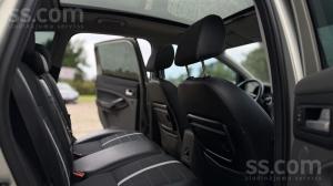 Pelēks Ford Kuga 2009 Rīga, ar dzinēja tilpumu 2.00 L un nobraukumu 297 tūkst. km par 4990 €, foto 10 vietnē AUTOMOTO.COM.LV