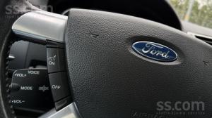 Pelēks Ford Kuga 2009 Rīga, ar dzinēja tilpumu 2.00 L un nobraukumu 297 tūkst. km par 4990 €, foto 22 vietnē AUTOMOTO.COM.LV