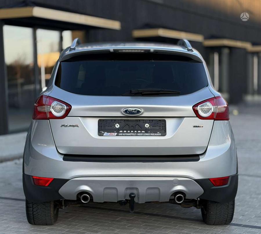Grey Ford Kuga 2009 in Siauliai, with an engine capacity of 2.00 L and mileage of 269 thousand km for 6999 €, photo 9 on AUTOMOTO.COM.LV