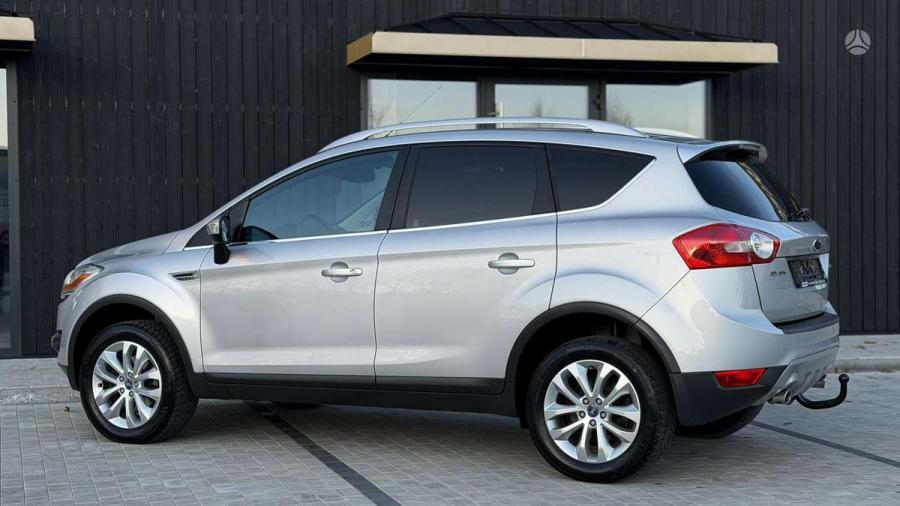 Grey Ford Kuga 2009 in Siauliai, with an engine capacity of 2.00 L and mileage of 269 thousand km for 6999 €, photo 10 on AUTOMOTO.COM.LV