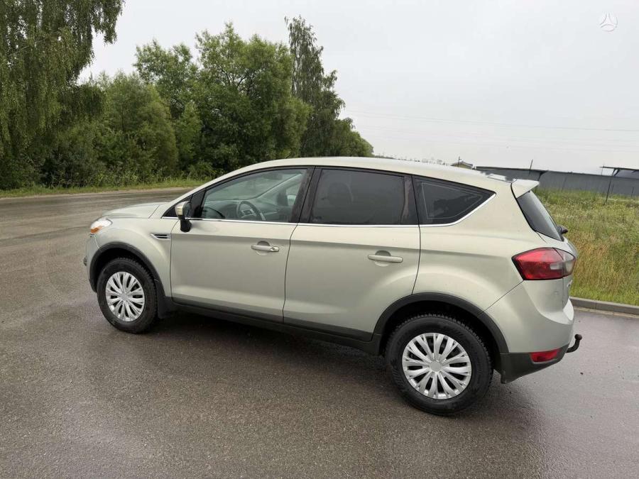Grey Ford Kuga 2009 in Siauliai, with an engine capacity of 2.00 L and mileage of 346 thousand km for 3650 €, photo 9 on AUTOMOTO.COM.LV