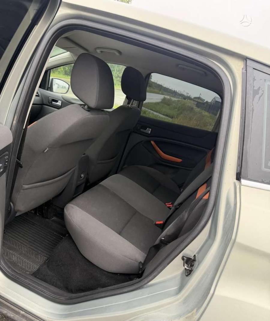Grey Ford Kuga 2009 in Siauliai, with an engine capacity of 2.00 L and mileage of 346 thousand km for 3650 €, photo 11 on AUTOMOTO.COM.LV