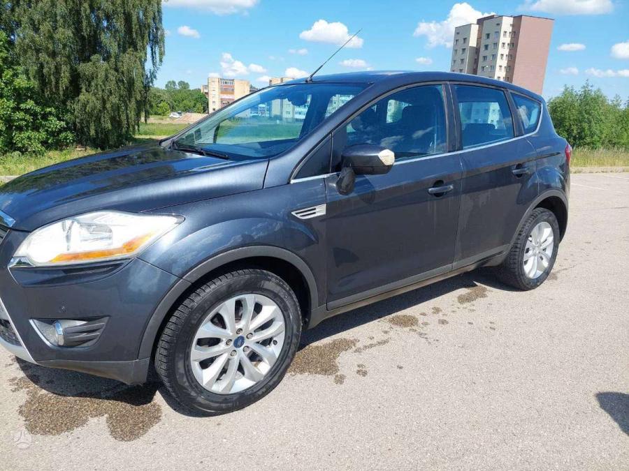 Grey Ford Kuga 2009 in Radviliskis, with an engine capacity of 2.00 L and mileage of 254 thousand km for 4499 €, photo 3 on AUTOMOTO.COM.LV