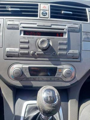 Grey Ford Kuga 2009 in Radviliskis, with an engine capacity of 2.00 L and mileage of 254 thousand km for 4499 €, photo 17 on AUTOMOTO.COM.LV