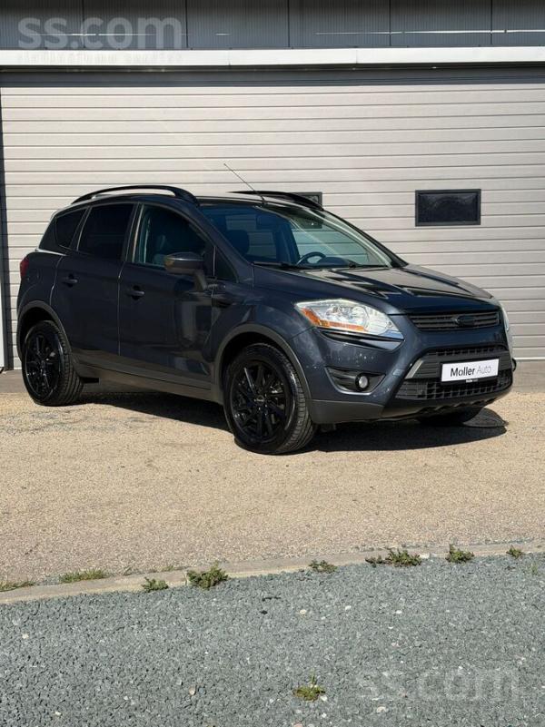 Grey Ford Kuga 2009 in Jelgava, with an engine capacity of 2.00 L and mileage of 280 thousand km for 4250 €, photo 3 on AUTOMOTO.COM.LV