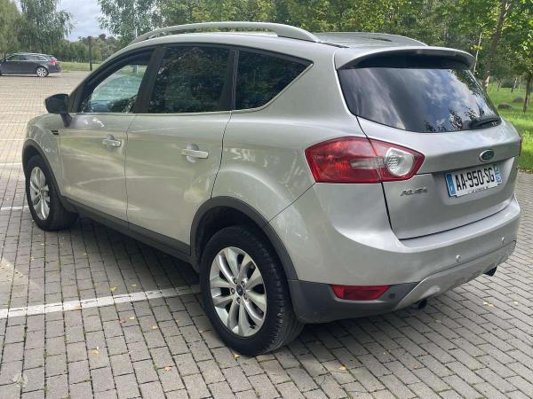 Pelēks Ford Kuga 2009 Panevēža, ar dzinēja tilpumu 2.00 L un nobraukumu 209 tūkst. km par 3250 €, foto 8 vietnē AUTOMOTO.COM.LV