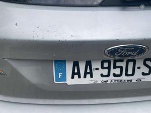 Pelēks Ford Kuga 2009 Panevēža, ar dzinēja tilpumu 2.00 L un nobraukumu 209 tūkst. km par 3250 €, foto 10 vietnē AUTOMOTO.COM.LV