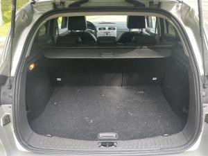 Pelēks Ford Kuga 2009 Panevēža, ar dzinēja tilpumu 2.00 L un nobraukumu 209 tūkst. km par 3250 €, foto 12 vietnē AUTOMOTO.COM.LV