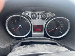 Pelēks Ford Kuga 2009 Panevēža, ar dzinēja tilpumu 2.00 L un nobraukumu 209 tūkst. km par 3250 €, foto 17 vietnē AUTOMOTO.COM.LV