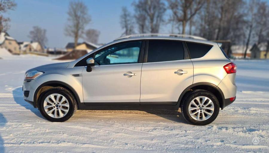 Pelēks Ford Kuga 2010 Tauragė, ar dzinēja tilpumu 2.00 L un nobraukumu 246 tūkst. km par 4700 €, foto 5 vietnē AUTOMOTO.COM.LV