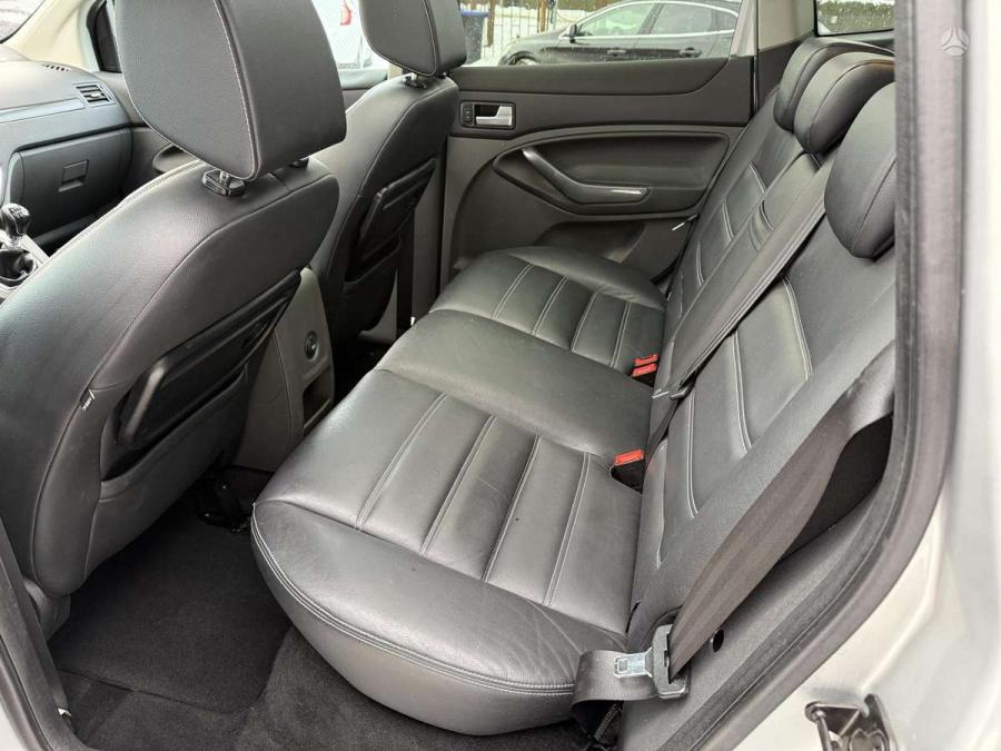 Pelēks Ford Kuga 2010 Ukmergė, ar dzinēja tilpumu 2.00 L un nobraukumu 280 tūkst. km par 4900 €, foto 10 vietnē AUTOMOTO.COM.LV
