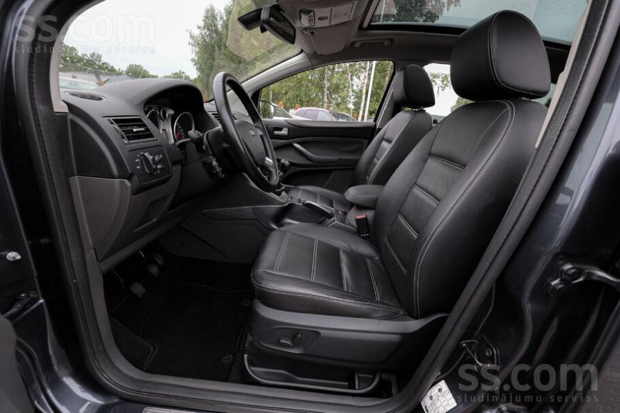 Grey Ford Kuga 2010 in Jelgava, with an engine capacity of 2.00 L and mileage of 0 thousand km for 6450 €, photo 8 on AUTOMOTO.COM.LV