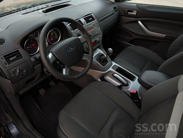 Grey Ford Kuga 2010 in Jurmala, with an engine capacity of 2.00 L and mileage of 0 thousand km for 4950 €, photo 7 on AUTOMOTO.COM.LV