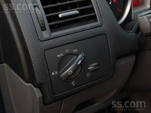 Grey Ford Kuga 2010 in Jurmala, with an engine capacity of 2.00 L and mileage of 0 thousand km for 4950 €, photo 16 on AUTOMOTO.COM.LV