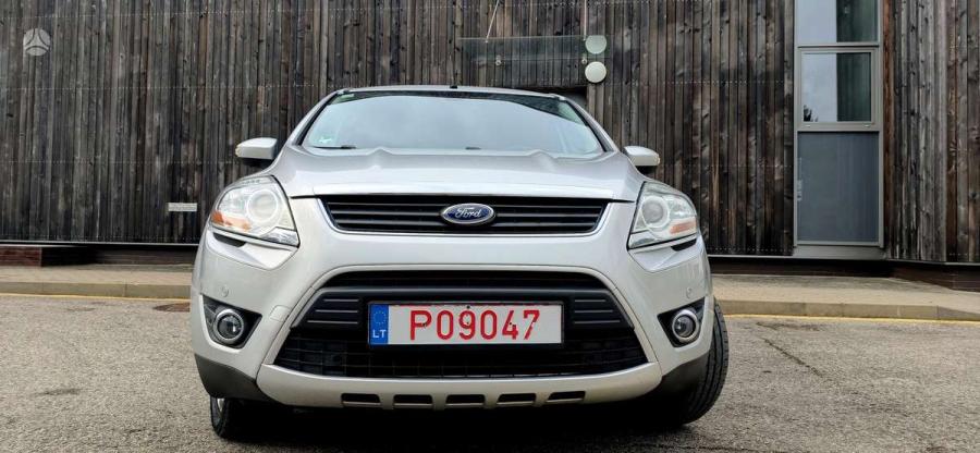 Grey Ford Kuga 2010 in Utena, with an engine capacity of 2.00 L and mileage of 266 thousand km for 4600 €, photo 10 on AUTOMOTO.COM.LV