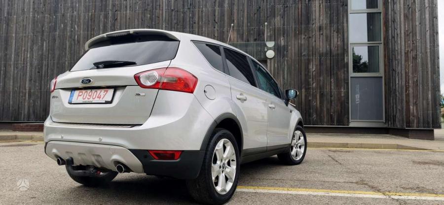 Grey Ford Kuga 2010 in Utena, with an engine capacity of 2.00 L and mileage of 266 thousand km for 4600 €, photo 13 on AUTOMOTO.COM.LV