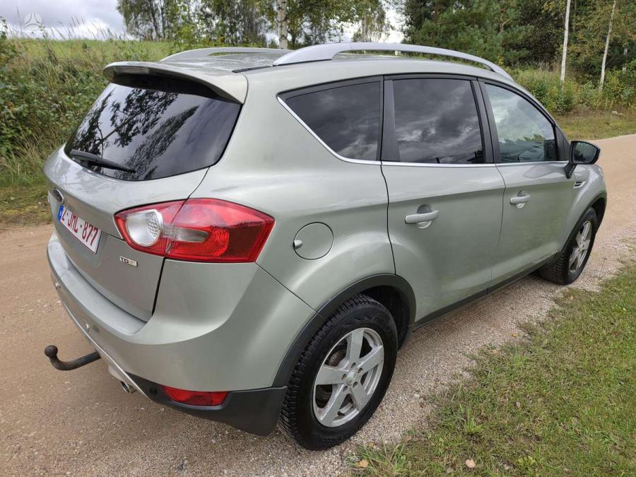 Pelēks Ford Kuga 2010 Utena, ar dzinēja tilpumu 2.00 L un nobraukumu 289 tūkst. km par 3600 €, foto 6 vietnē AUTOMOTO.COM.LV