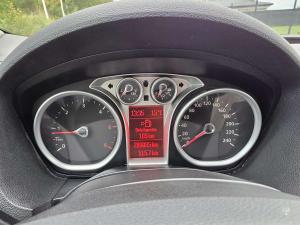 Pelēks Ford Kuga 2010 Utena, ar dzinēja tilpumu 2.00 L un nobraukumu 289 tūkst. km par 3600 €, foto 12 vietnē AUTOMOTO.COM.LV