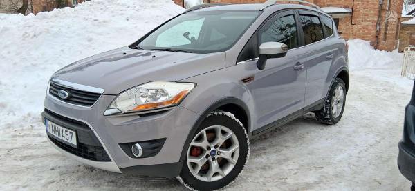 Grey Ford Kuga 2011 in Panevezys, with an engine capacity of 2.00 L and mileage of 216 thousand km for 5600 €, photo 1 on AUTOMOTO.COM.LV