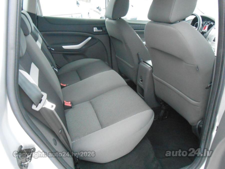 Grey Ford Kuga 2011 in Viljandi, with an engine capacity of 2.00 L and mileage of 219 thousand km for 6990 €, photo 10 on AUTOMOTO.COM.LV