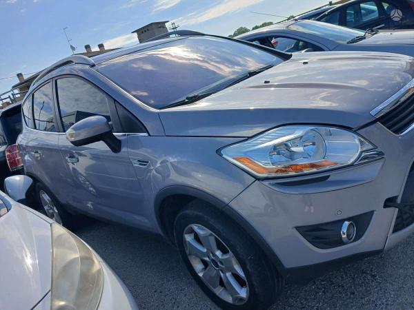 Grey Ford Kuga 2011 in Kaunas, with an engine capacity of 2.00 L and mileage of 150 thousand km for 2999 €, photo 3 on AUTOMOTO.COM.LV