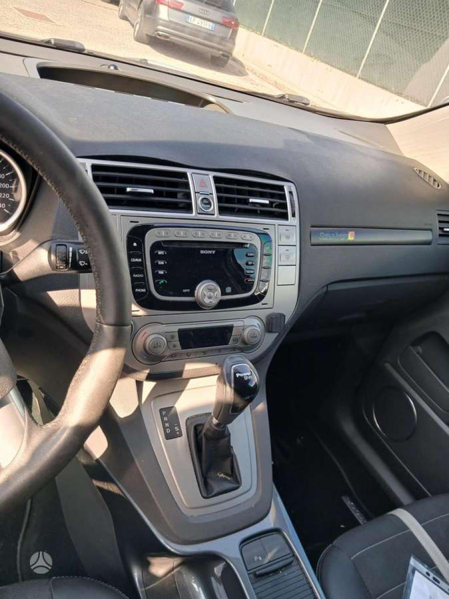 Grey Ford Kuga 2011 in Kaunas, with an engine capacity of 2.00 L and mileage of 150 thousand km for 2999 €, photo 9 on AUTOMOTO.COM.LV