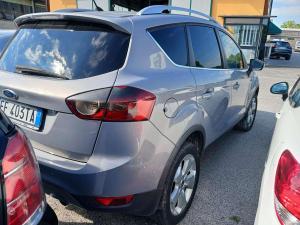 Grey Ford Kuga 2011 in Kaunas, with an engine capacity of 2.00 L and mileage of 150 thousand km for 2999 €, photo 14 on AUTOMOTO.COM.LV