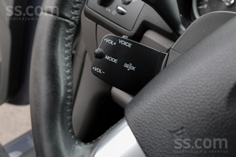 Pelēks Ford Kuga 2011 Jelgava, ar dzinēja tilpumu 2.00 L un nobraukumu 0 tūkst. km par 6650 €, foto 21 vietnē AUTOMOTO.COM.LV