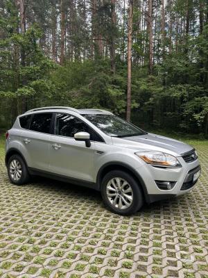 Pelēks Ford Kuga 2011 Viļņa, ar dzinēja tilpumu 2.00 L un nobraukumu 135 tūkst. km par 6300 €, foto 3 vietnē AUTOMOTO.COM.LV