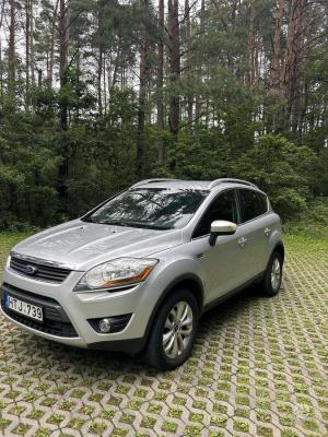 Pelēks Ford Kuga 2011 Viļņa, ar dzinēja tilpumu 2.00 L un nobraukumu 135 tūkst. km par 6300 €, foto 4 vietnē AUTOMOTO.COM.LV