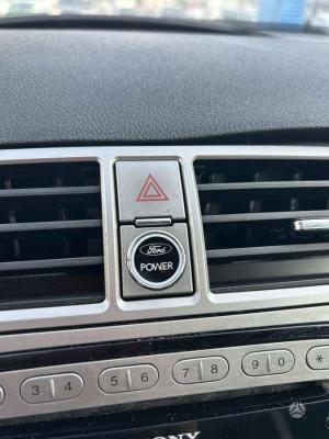 Pelēks Ford Kuga 2011 Viļņa, ar dzinēja tilpumu 2.00 L un nobraukumu 135 tūkst. km par 6300 €, foto 12 vietnē AUTOMOTO.COM.LV