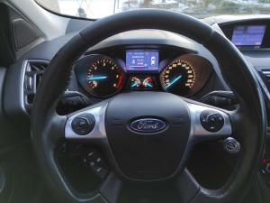 Pelēks Ford Kuga 2012 Panevēža, ar dzinēja tilpumu 2.00 L un nobraukumu 203 tūkst. km par 8500 €, foto 23 vietnē AUTOMOTO.COM.LV