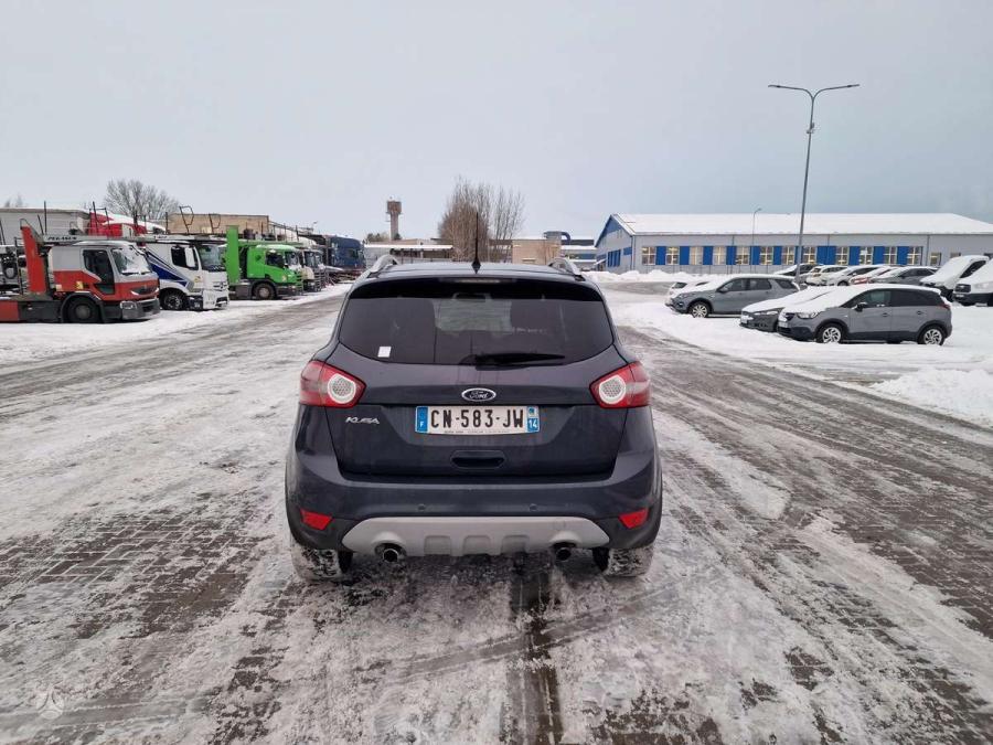 Pelēks Ford Kuga 2012 Tauragė, ar dzinēja tilpumu 2.00 L un nobraukumu 270 tūkst. km par 4600 €, foto 4 vietnē AUTOMOTO.COM.LV