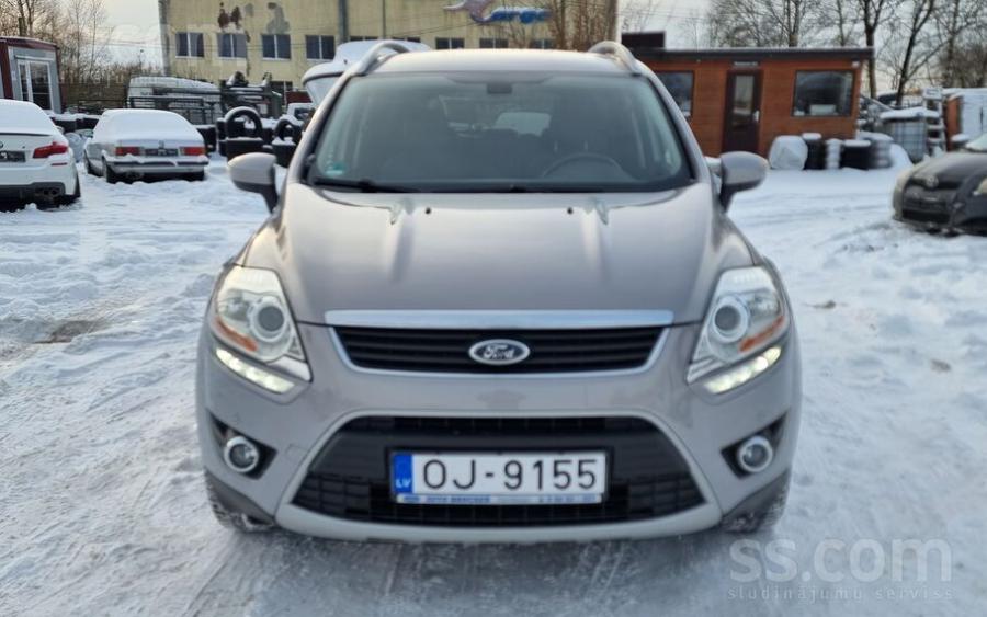 Pelēks Ford Kuga 2012 Rīga, ar dzinēja tilpumu 2.00 L un nobraukumu 274 tūkst. km par 6750 €, foto 1 vietnē AUTOMOTO.COM.LV