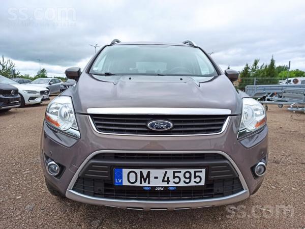 Grey Ford Kuga 2012 in Daugavpils, with an engine capacity of 2.00 L and mileage of 0 thousand km for 7150 €, photo 3 on AUTOMOTO.COM.LV