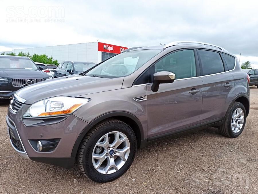 Pelēks Ford Kuga 2012 Daugavpils, ar dzinēja tilpumu 2.00 L un nobraukumu 0 tūkst. km par 7150 €, foto 5 vietnē AUTOMOTO.COM.LV