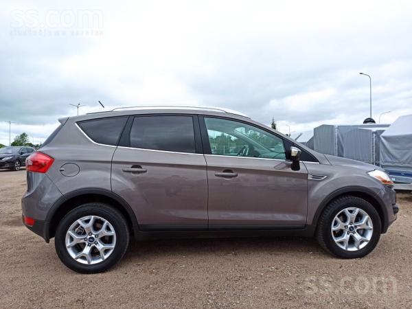 Grey Ford Kuga 2012 in Daugavpils, with an engine capacity of 2.00 L and mileage of 0 thousand km for 7150 €, photo 8 on AUTOMOTO.COM.LV