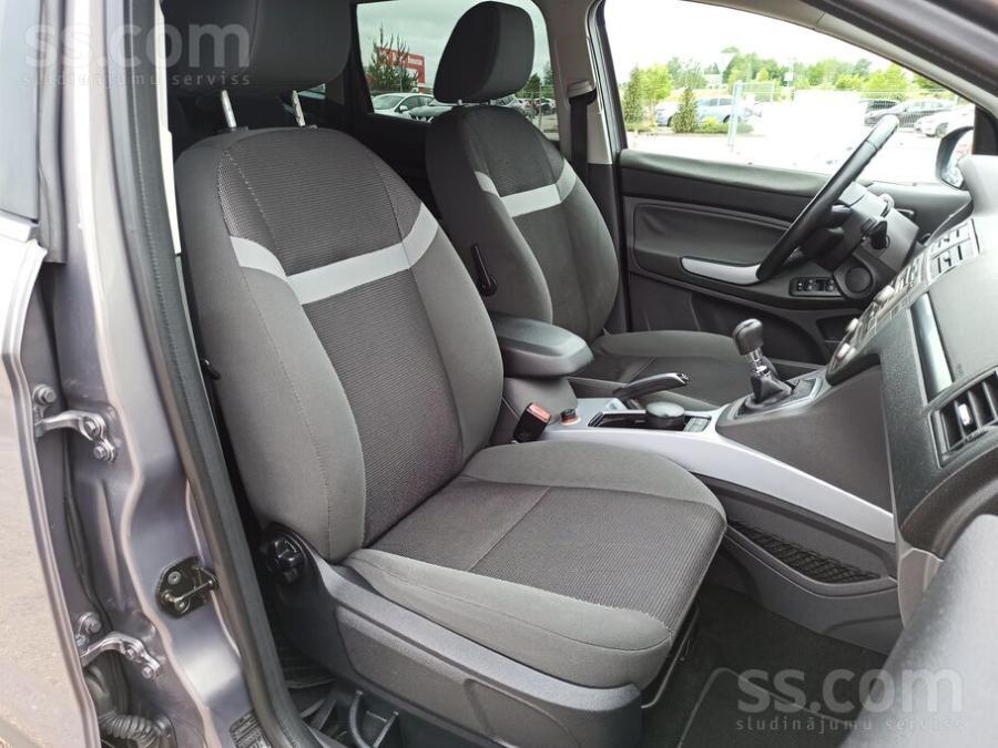 Pelēks Ford Kuga 2012 Daugavpils, ar dzinēja tilpumu 2.00 L un nobraukumu 0 tūkst. km par 7150 €, foto 19 vietnē AUTOMOTO.COM.LV