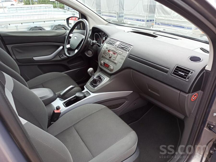 Pelēks Ford Kuga 2012 Daugavpils, ar dzinēja tilpumu 2.00 L un nobraukumu 0 tūkst. km par 7150 €, foto 20 vietnē AUTOMOTO.COM.LV
