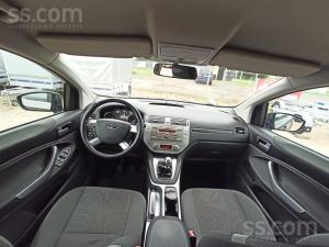 Pelēks Ford Kuga 2012 Daugavpils, ar dzinēja tilpumu 2.00 L un nobraukumu 0 tūkst. km par 7150 €, foto 22 vietnē AUTOMOTO.COM.LV
