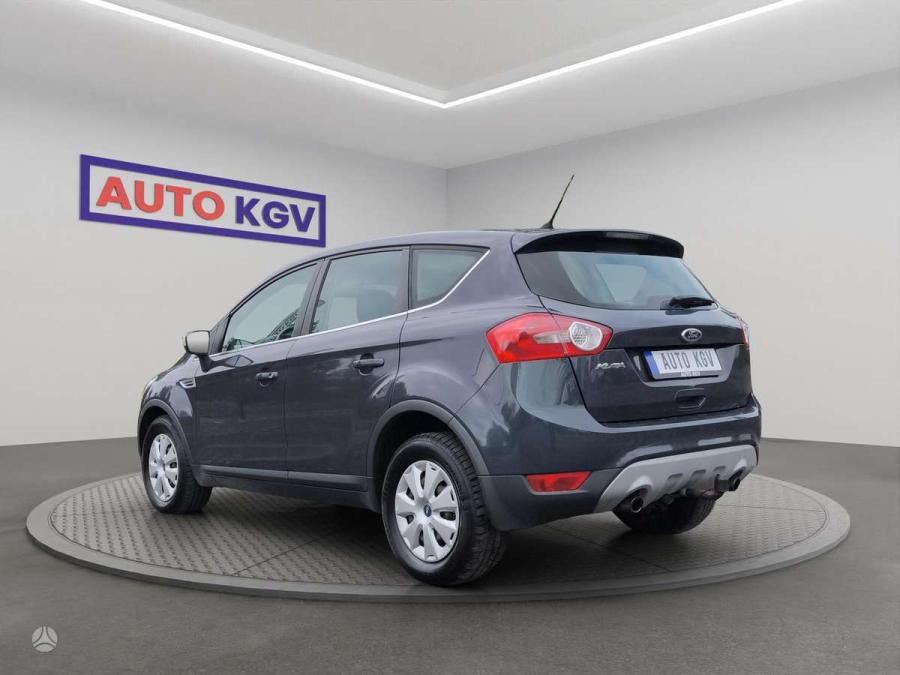 Pelēks Ford Kuga 2012 Viļņa, ar dzinēja tilpumu 2.00 L un nobraukumu 248 tūkst. km par 5899 €, foto 4 vietnē AUTOMOTO.COM.LV