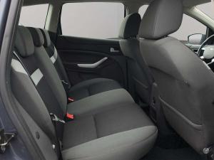 Pelēks Ford Kuga 2012 Viļņa, ar dzinēja tilpumu 2.00 L un nobraukumu 248 tūkst. km par 5899 €, foto 10 vietnē AUTOMOTO.COM.LV