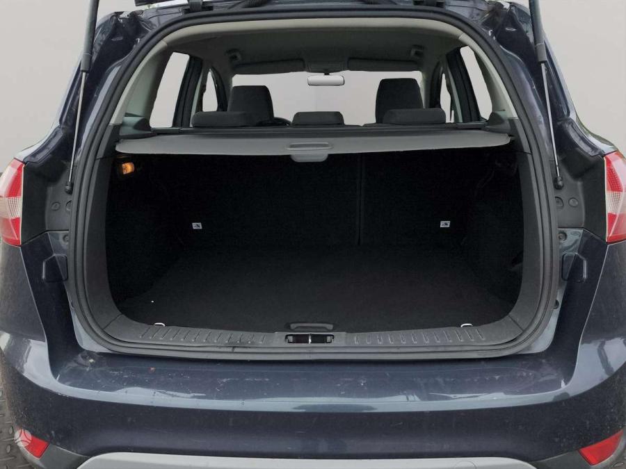 Pelēks Ford Kuga 2012 Viļņa, ar dzinēja tilpumu 2.00 L un nobraukumu 248 tūkst. km par 5899 €, foto 11 vietnē AUTOMOTO.COM.LV