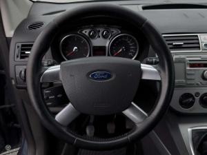 Pelēks Ford Kuga 2012 Viļņa, ar dzinēja tilpumu 2.00 L un nobraukumu 248 tūkst. km par 5899 €, foto 16 vietnē AUTOMOTO.COM.LV