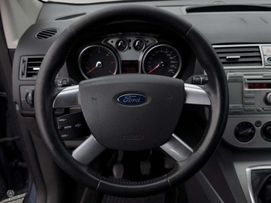 Pelēks Ford Kuga 2012 Viļņa, ar dzinēja tilpumu 2.00 L un nobraukumu 248 tūkst. km par 5899 €, foto 16 vietnē AUTOMOTO.COM.LV