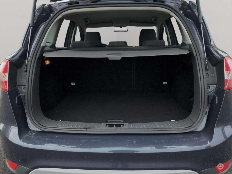 Grey Ford Kuga 2012 in Vilnius, with an engine capacity of 2.00 L and mileage of 248 thousand km for 5899 €, photo 11 on AUTOMOTO.COM.LV