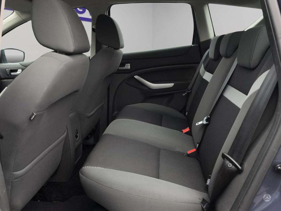 Grey Ford Kuga 2012 in Vilnius, with an engine capacity of 2.00 L and mileage of 248 thousand km for 5899 €, photo 12 on AUTOMOTO.COM.LV